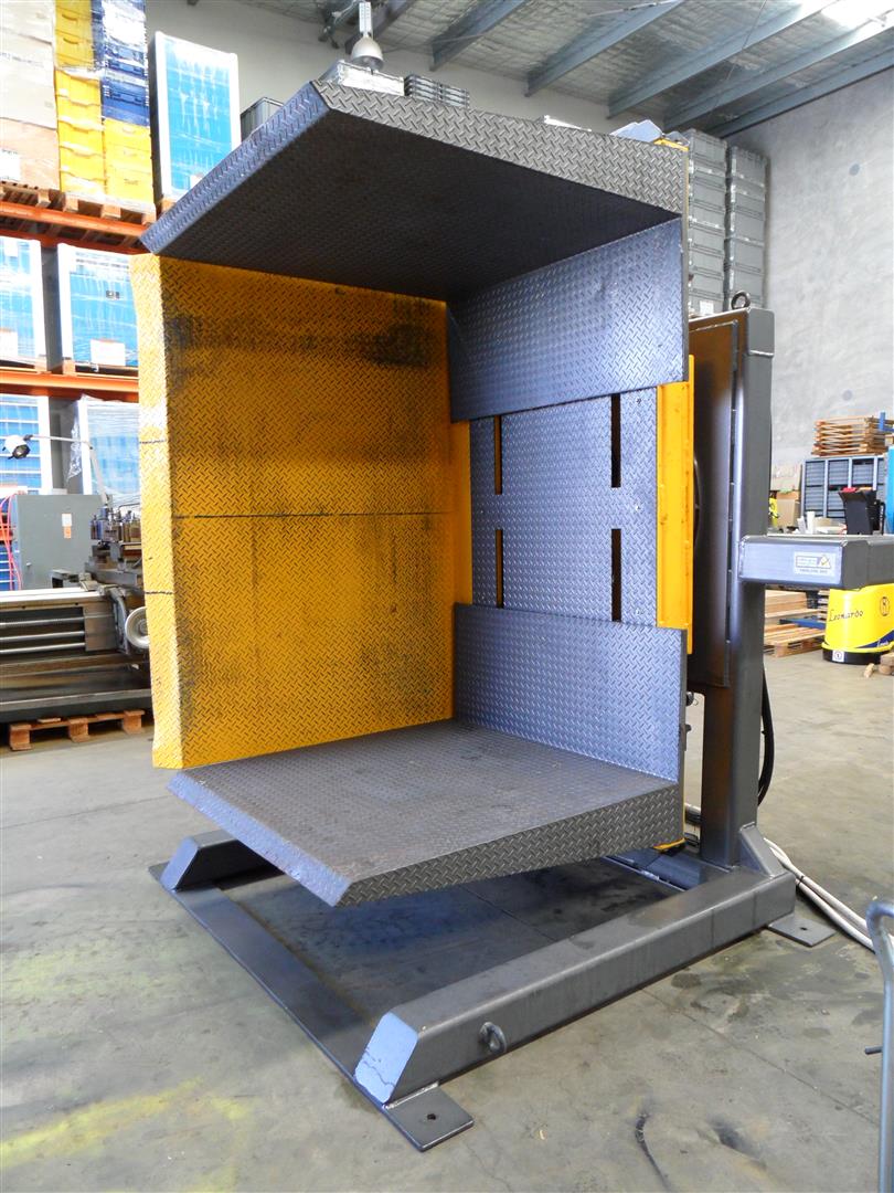 Dual Clamp Free standing Pallet Inverter | Industry Update ...