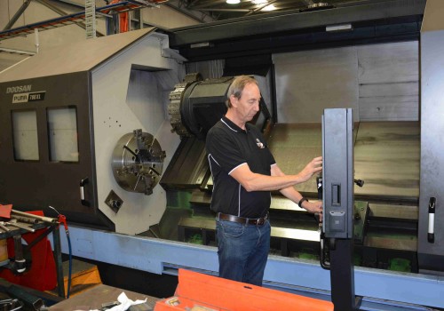 EXTRA LONG LATHE EXPANDS JOBBING SHOP CAPABILITIES | Industry Update ...