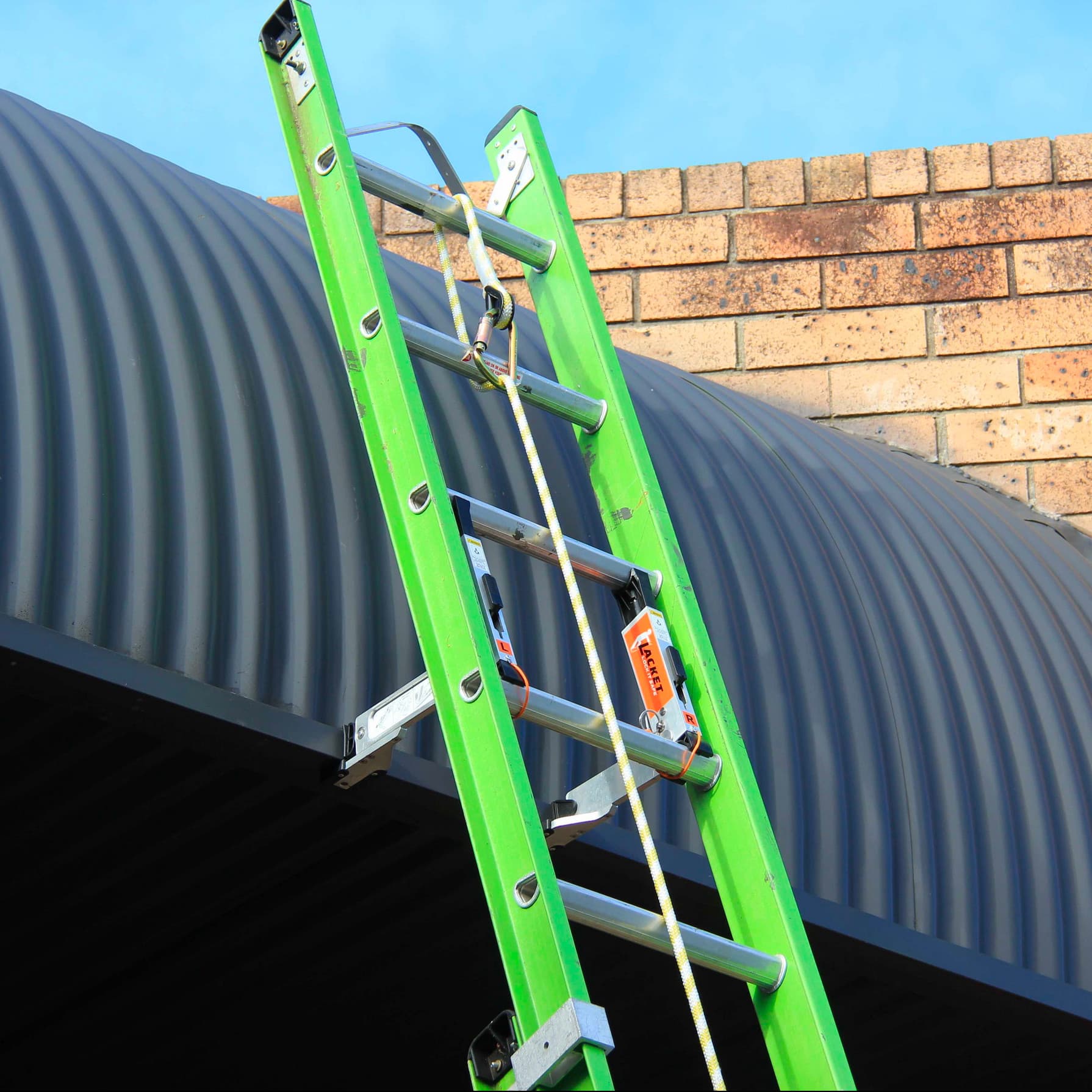 CLEVER AUSSIE INVENTION MAKES EXTENSION LADDERS SAFER | Industry Update ...