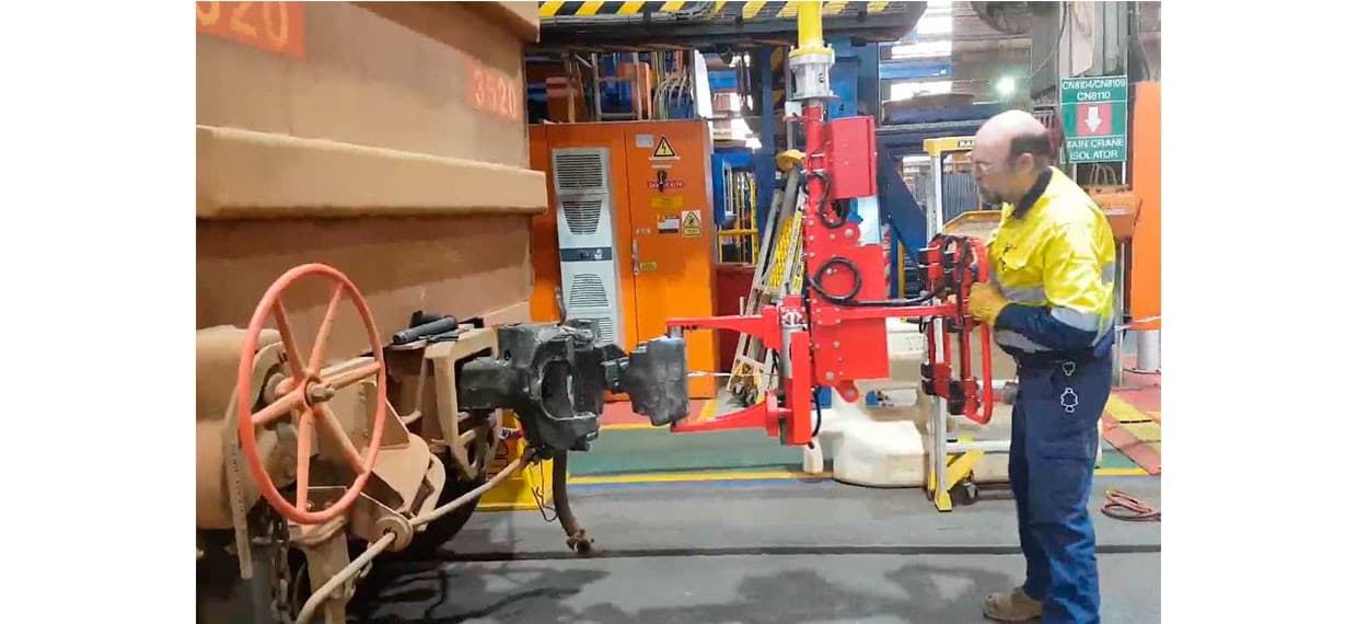 Train Knuckle Industrial Manipulator | Industry Update Manufacturing Media