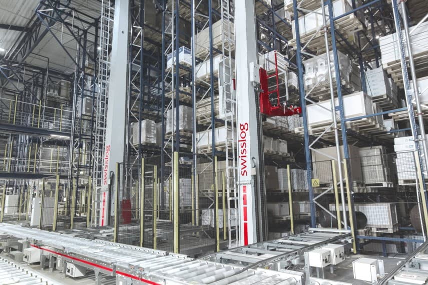 Vectura: Pallet Stacker Crane for High Bay Automated Warehouse ...