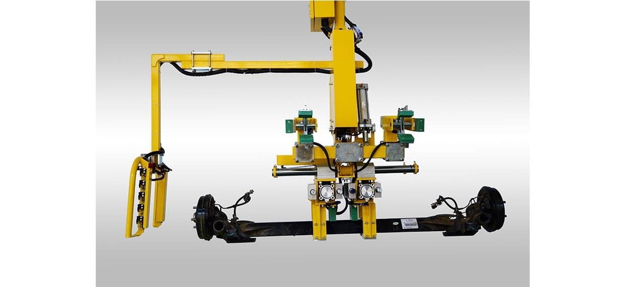 Automotive Assembly Industrial Manipulator Applications | Industry ...