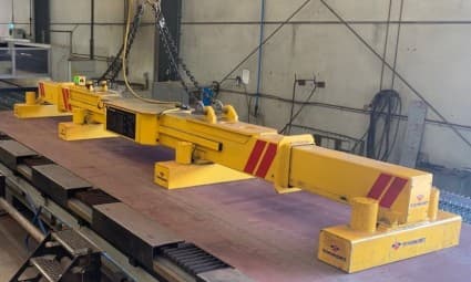 More efficient loading and unloading onto cutting tables | Industry ...